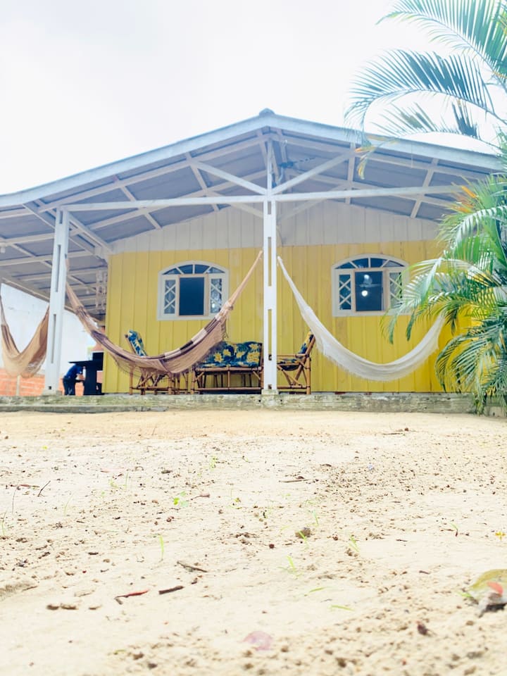 Casa Amarela - Matinhos