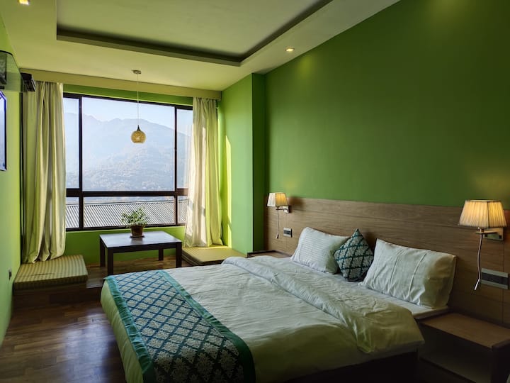 Independent Room With Attached Toilets + Bath Tub - Gangtok