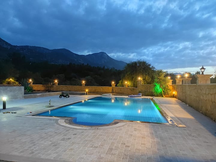 Villa Arazli, Kyrenia Catalkoy, North Cyprus - Girne