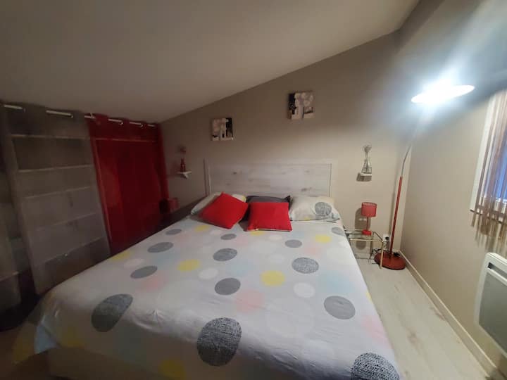 Chambre D'hôtes, Lit De 180 Sdb
Petit Déj Inclus - Challans