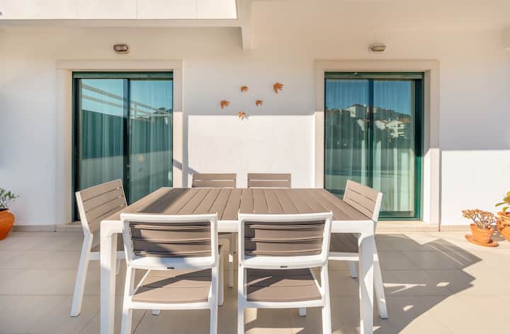 Cascais Sunny Com Terraço Muito Espaçoso - Estoril