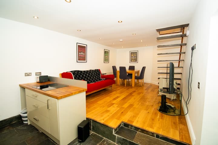 Well-located 1 Bedroom In The Heart Of Bristol - Bristol