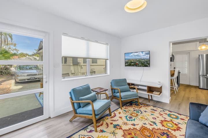 Comfy/quiet. Steps To Fun/events/energy. - St. Petersburg, FL