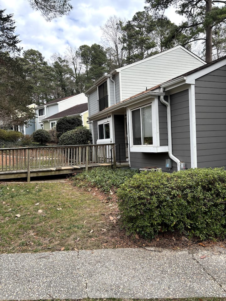 Oasis In North Hills - Raleigh, NC