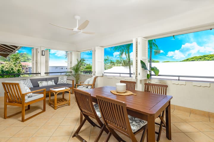 Elevated 2br Modern Furnished Terrace Apt - Pool - Cairns