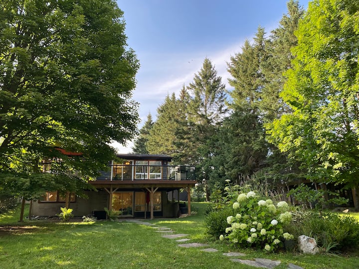 Summer Escape With Beachfront | Pet Friendly, Bbq - Ontario 60