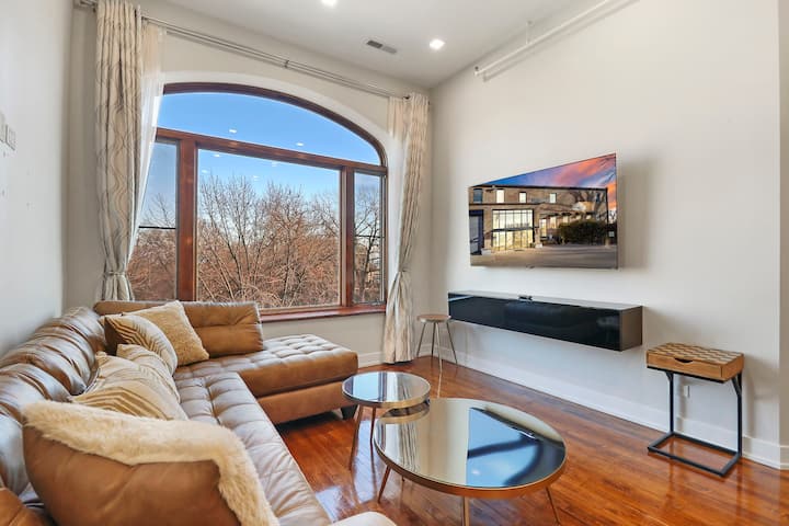 Luxury Home - 2 Bedroom Apartment | Waukegan - Waukegan, IL