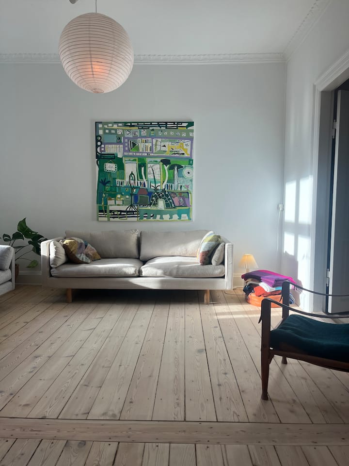Spacious And Stunning Apartment - Kopenhagen