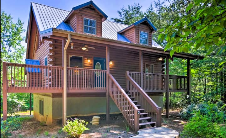 Spacious 2 Bedroom, 5 Bed Cabin In Lake Lure - Lake Lure, NC