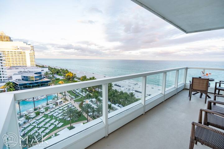 Fontainebleau|1br Corner Beachfront W/ Spa Passes - Miami Beach