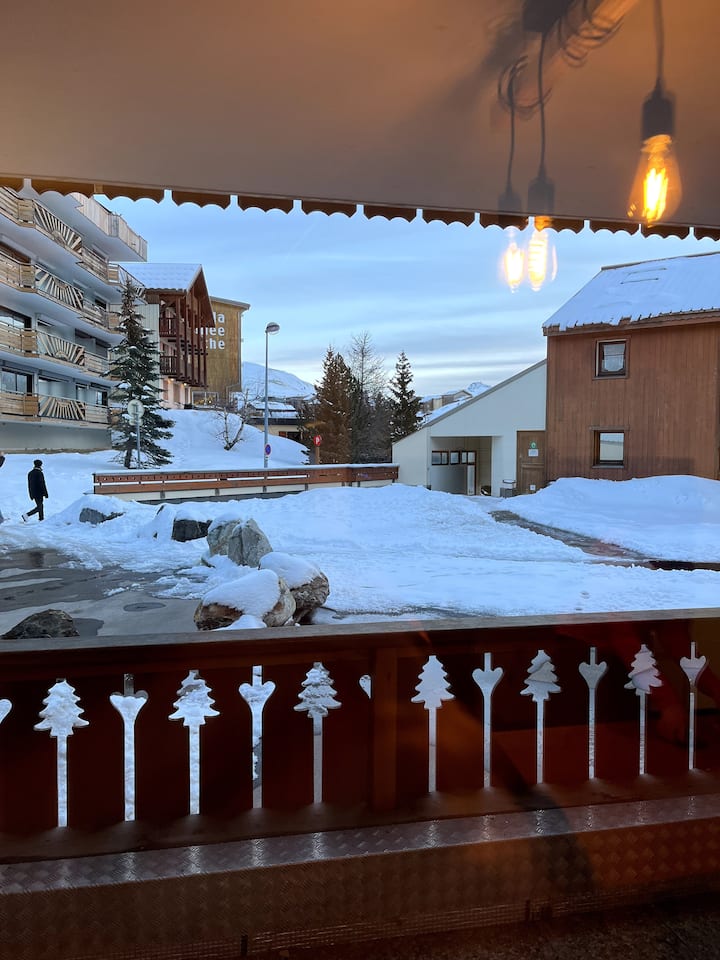 Appart Centre Station-skis Pieds - L'Alpe d'Huez