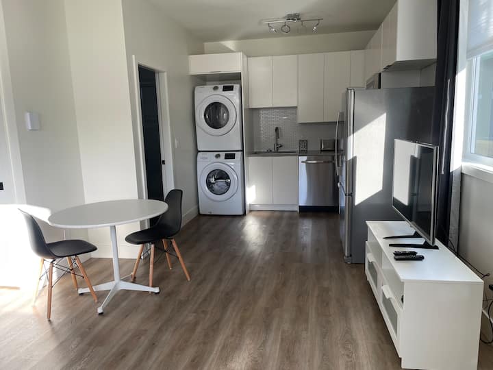 Oasis (Private Guesthouse) - Oak Bay