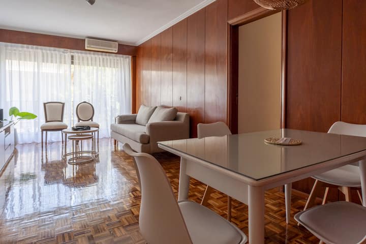 Recoleta/luminoso Amplio Apto 3 Hab 1 .5 Bñ 5 Pax - Buenos Aires