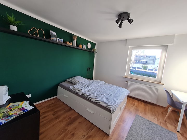 Schönes Zimmer In Zentraler Lage - Paderborn