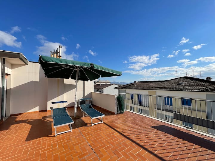 Attico Ampio E Luminoso Con Terrazza Panoramica - Viareggio