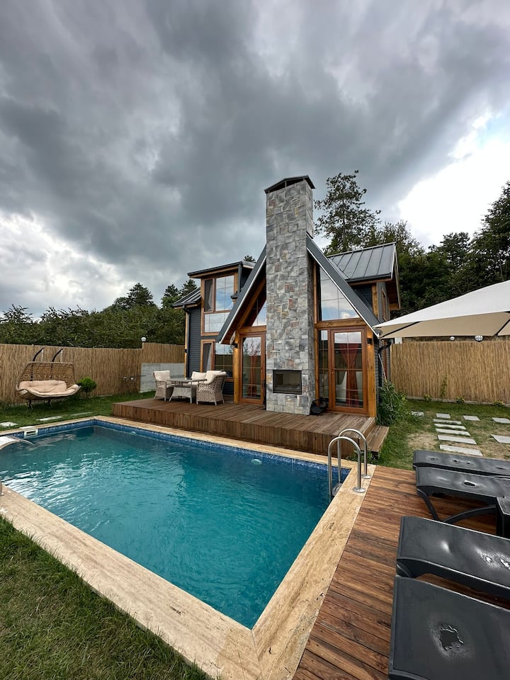 Oasis 2+1 Sıcak Havuz şöMine - Sakarya