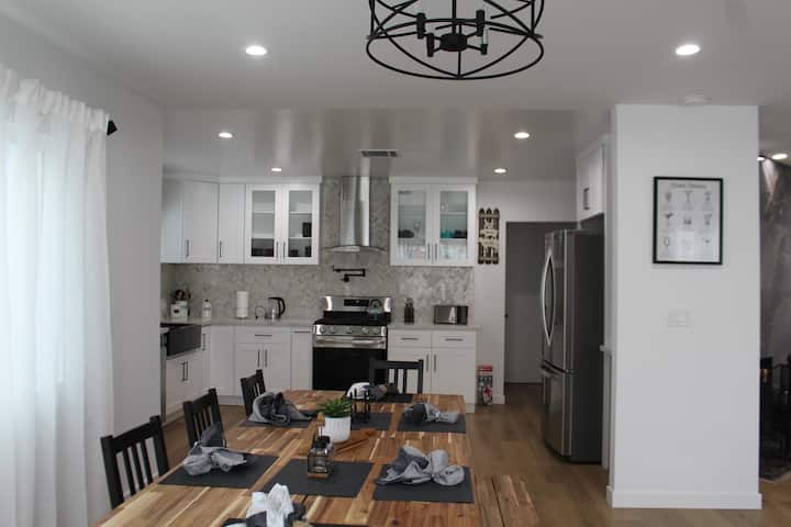 Stunning Home Near Lax & Sofi - Inglewood, CA