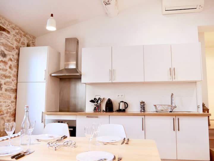 Comfortable And Central Unit For 4, Wi-fi, Ac - ibis Styles Antibes Juan Les Pins