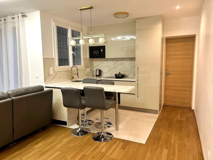 Bel Appartement 3p - République / Canal St Martin - Paris