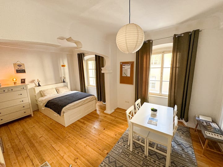 North Apartment - Experience Ljubljana As A Local - Liubliana
