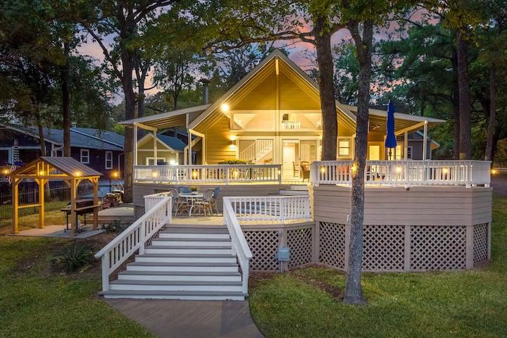 Moonlight Chalet - Tool, TX
