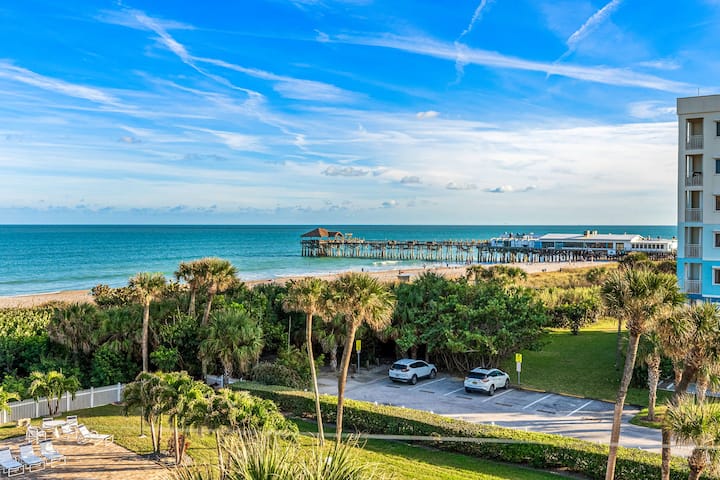 Penthouse Views! - Cape Canaveral, FL