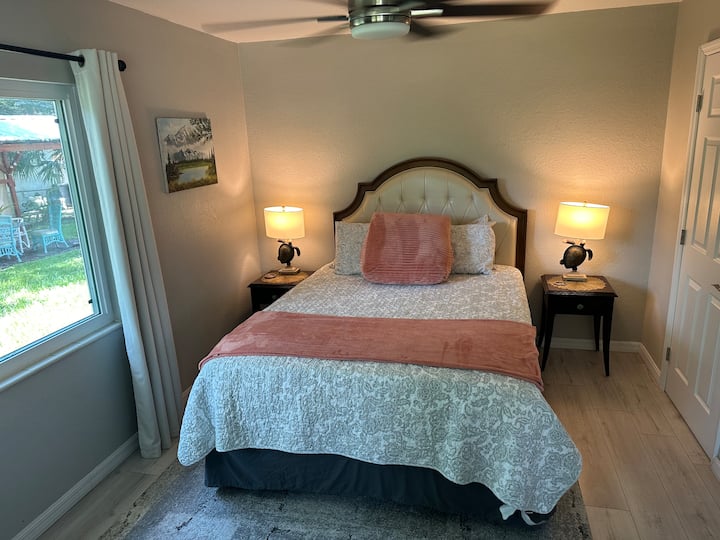 Central Fl Bungalow! 2br/1b - Winter Haven, FL