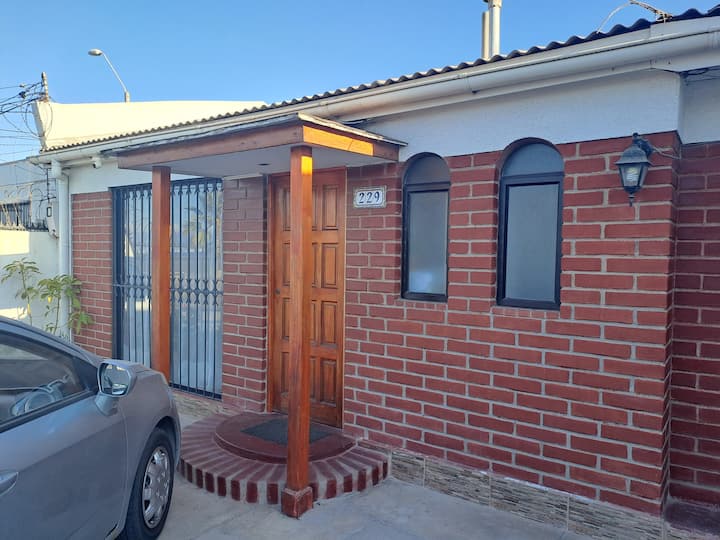 Casa Con Hermosa Vista Al Mar - Coquimbo, Chile
