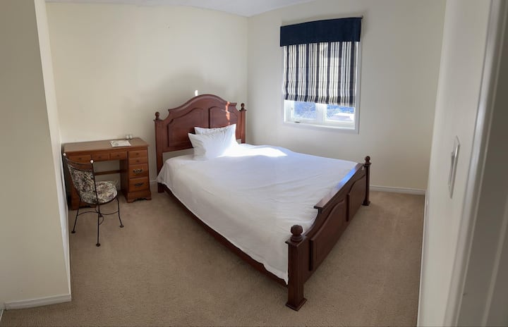 2 Rooms 2 Beds & Private Bathroom W/ Free Parking - Ottawa