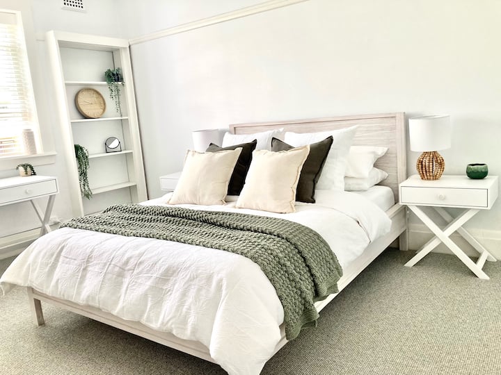 Coogee Beach Coastal Retreat - Randwick