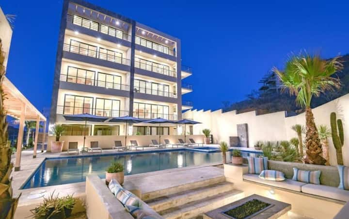 Huge Discount For Min. Stay Of 5 Nights - Cabo San Lucas