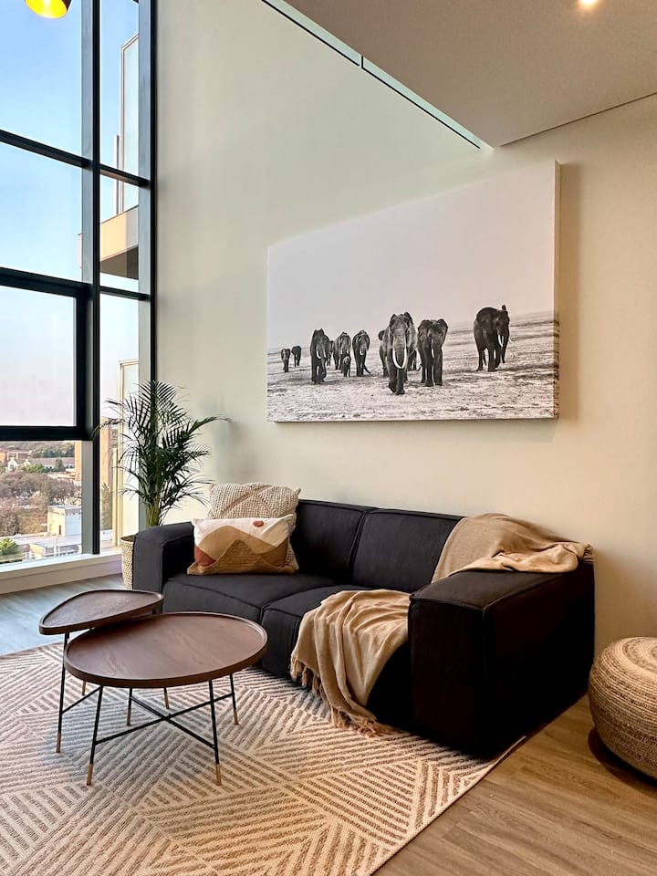 Luxe Rosebank Loft-backup Power - Johannesburg