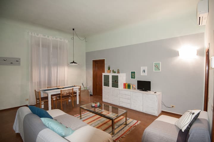 Gioberti Flat - Spacious 5 Minutes From The Center - Florenz