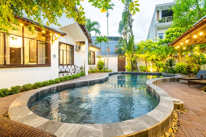 Spacious 800sqm Villa In Expats Haven: My An Area - Da Nang, Province, Vietnam