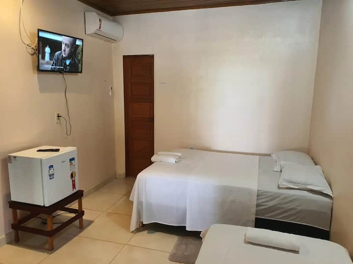 Hospedagem Em Pousada - 桑塔納