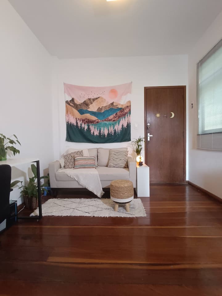 Apartamento Bem Localizado - Belo Horizonte
