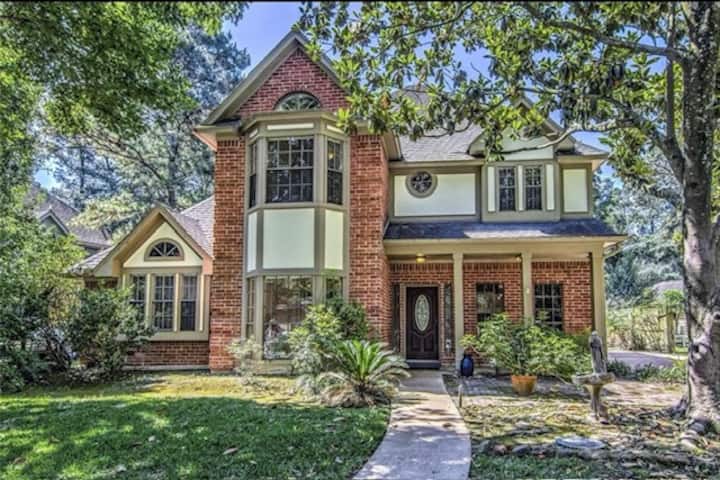 Kingwood Large Home With Pool Family Friendly - Humble, TX