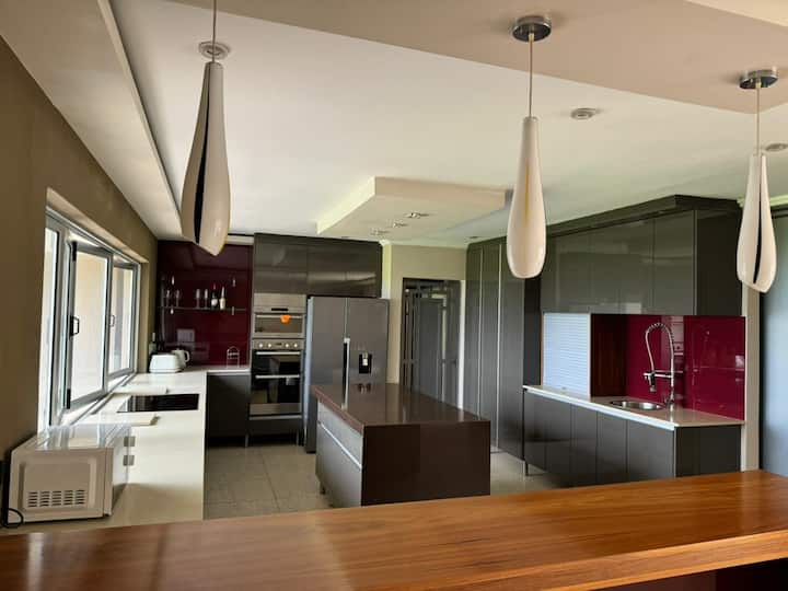 Ocean View 5 Bedroom Villa - East London