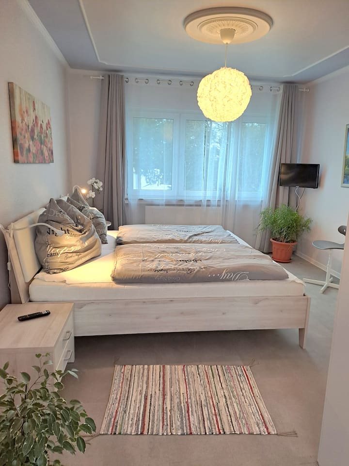 Erftstadt, 1-bedroom Furnished Weekly Monthly - Erftstadt