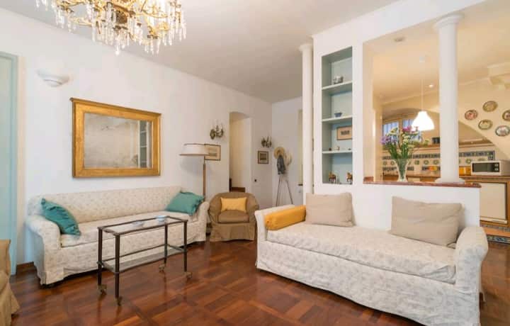 Elegante E Comodo Appartamento Vicino Al Mare - Nápoles