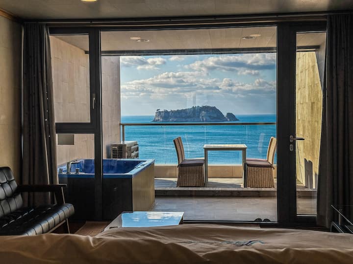 #Oceanview #Jacuzzi #Free Breakfast #Bbq #Pool #2f - Jeju-do