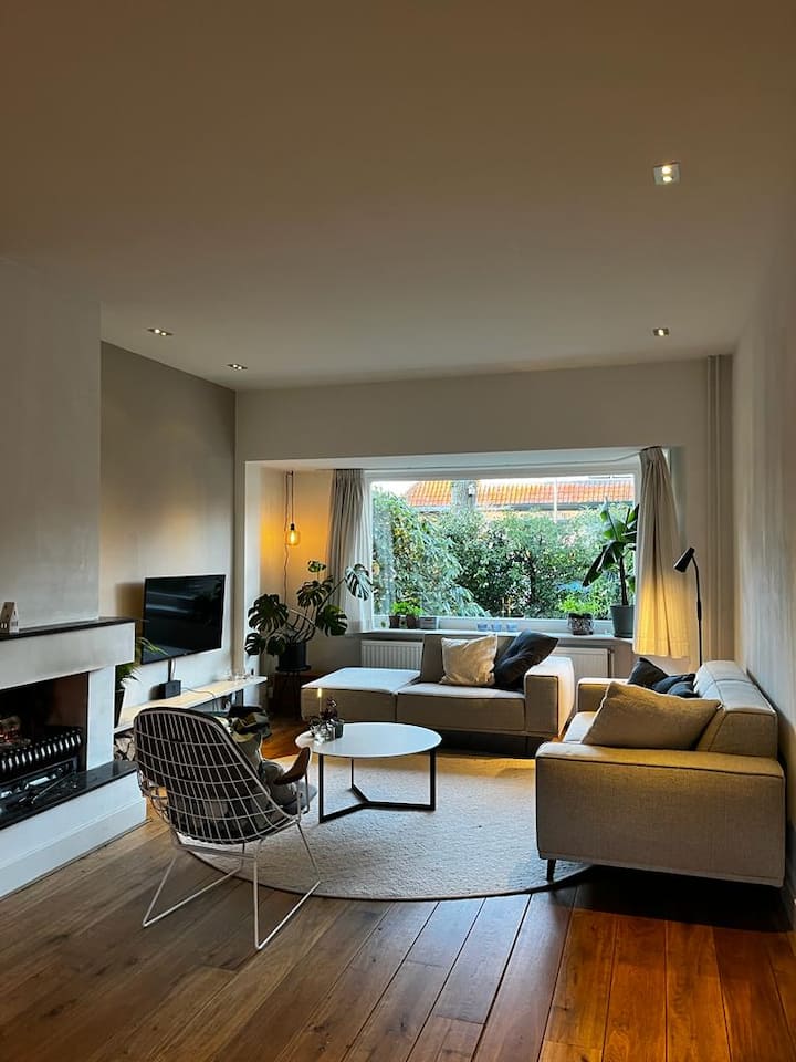 Spacious And Warm Family Home With Garen - Naarden