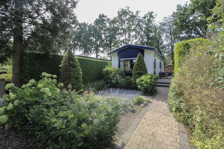 Knus Chalet Met Alle Gemakken In Bosrijke Omgeving - Barneveld