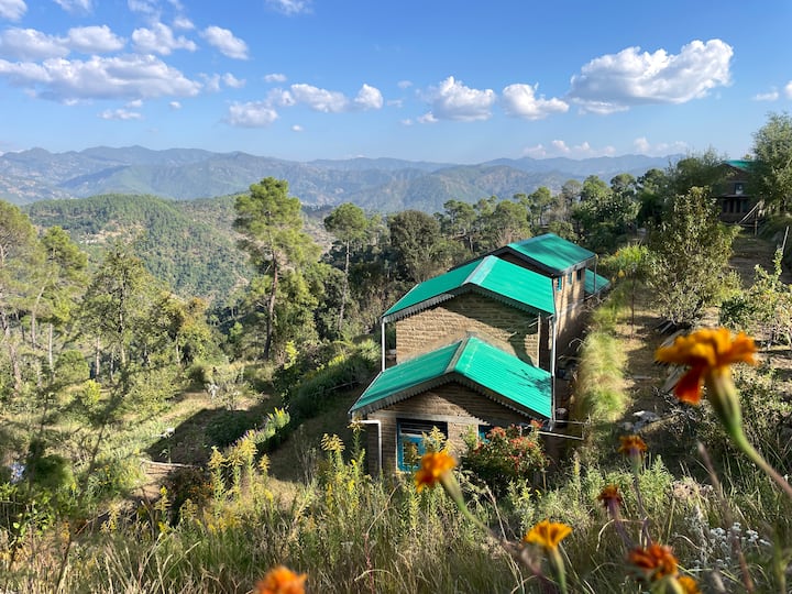 Manakaar Farmstay - Cottage Amaranth - Binsar