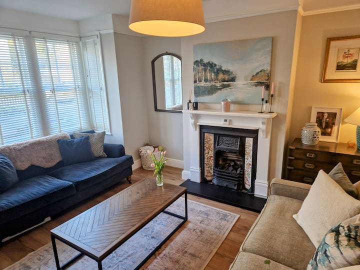 Entire Home - 3 Bed Charming Edwardian House - Epsom