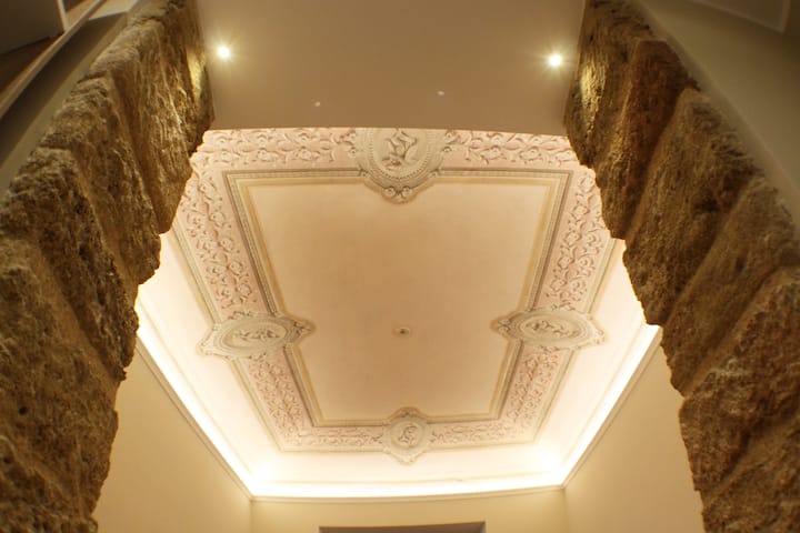 Historical Room At Opera House - Palerme