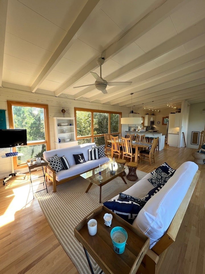 Renovated Family Or Couples House Steps From Beach - 法爾島