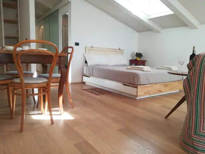 Renzo & Lucia's Home, Free Parking Near S.ambrogio - Florence