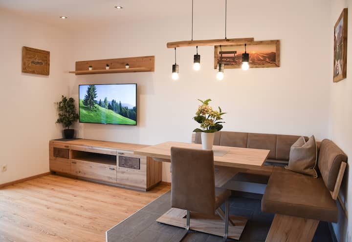 Mountain View Apartments With View-wiesenblick - Innsbruck