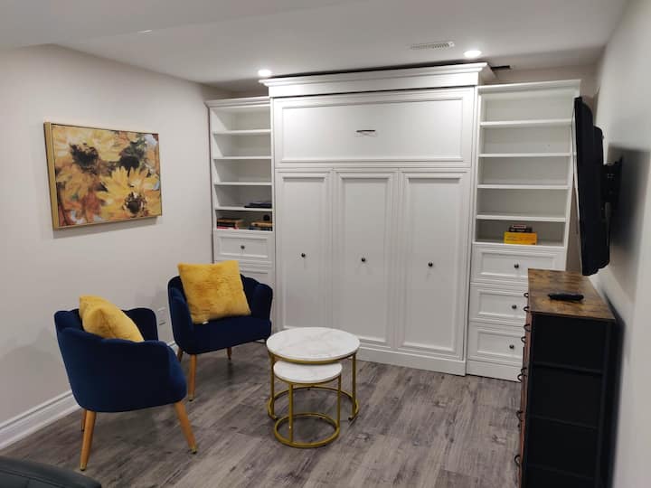 Free Prkng,full Kitc/bath,dedicated Wrkspc,sep Ent - Oakville